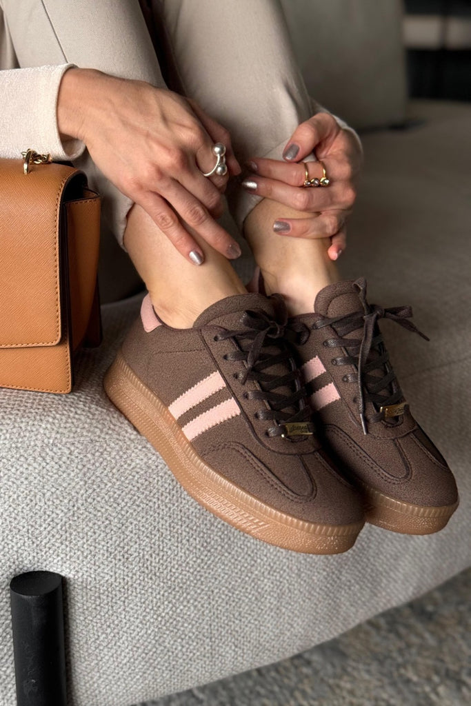 Matilda Cafe x Rosa – Atenea shoes